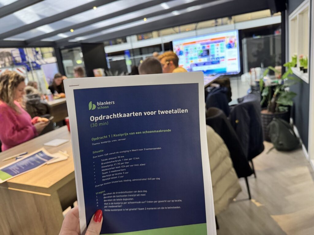 Blankers Schoon ontvangt studenten | Schoonmaakjournaal